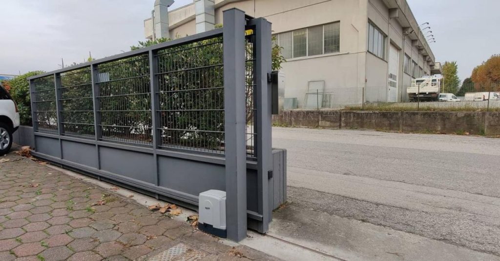 Automatic Sliding Gates - Alutech